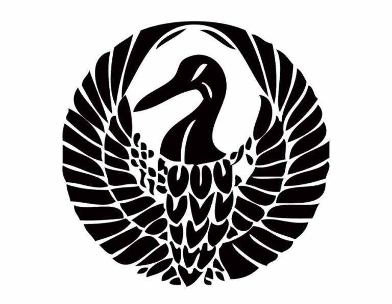 Crane Symbolism: Meaning, Spiritual Significance & Cultural Origins